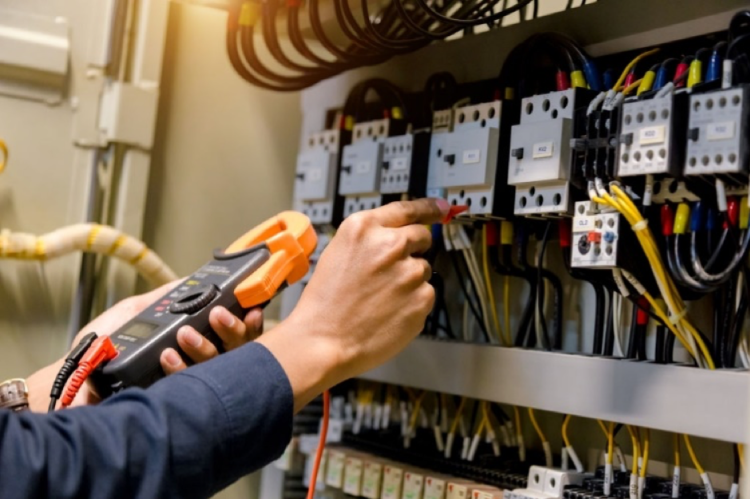 Electrical Panel Safety Tips Every Facility Manager Should Know - Vibro ...