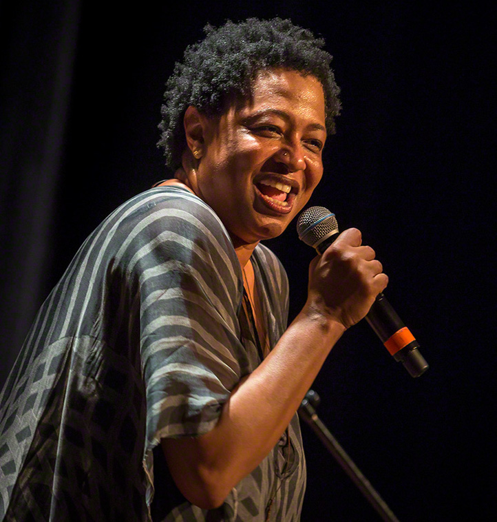 Lisa Fischer Net Worth: Discover Her Life Secrets - Vibro Media