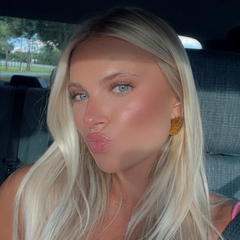 Cayla Vander Baan Age: The Vibrant 26-Year-Old Trailblazer Redefining ...