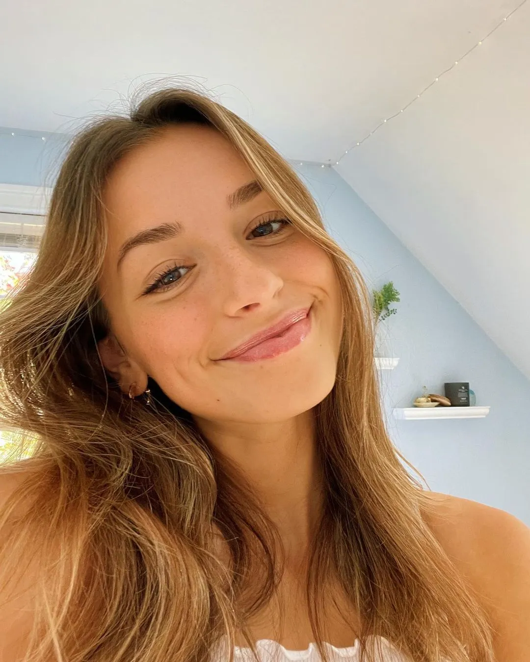 Sadie Mckenna Dynamic TikTok Star Captivating Gen Z With Relatable