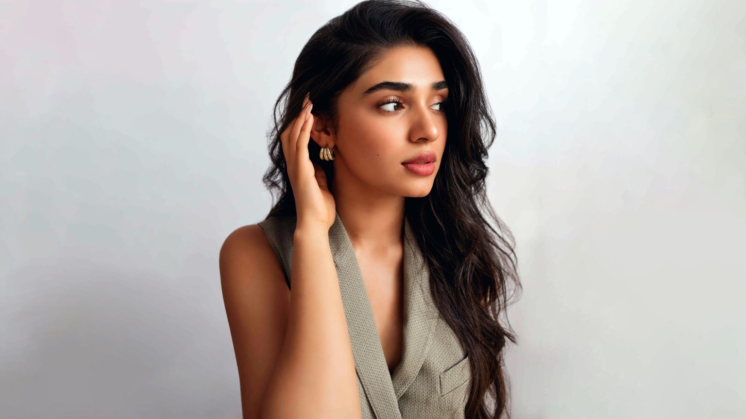 Krithi Shetty Height, Age, Net Worth, Career, Family & Relationship 2026